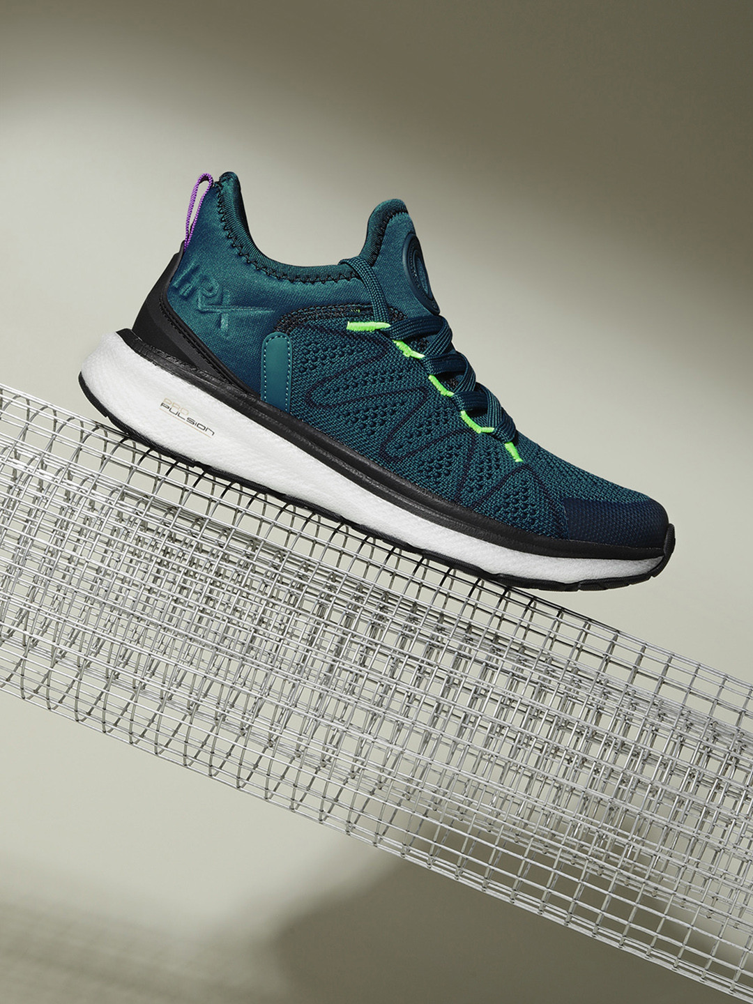 Buy HRX By Hrithik Roshan Women Teal Green PROPULSION Running Shoe ...