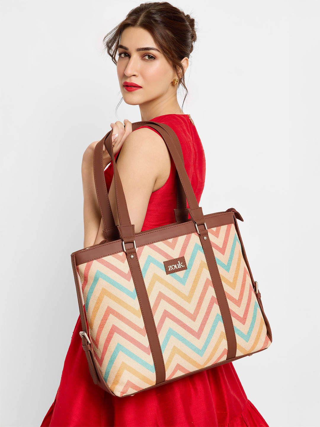Buy ZOUK Beige Geometric Printed Jute & Leather Structured Sustainable ...