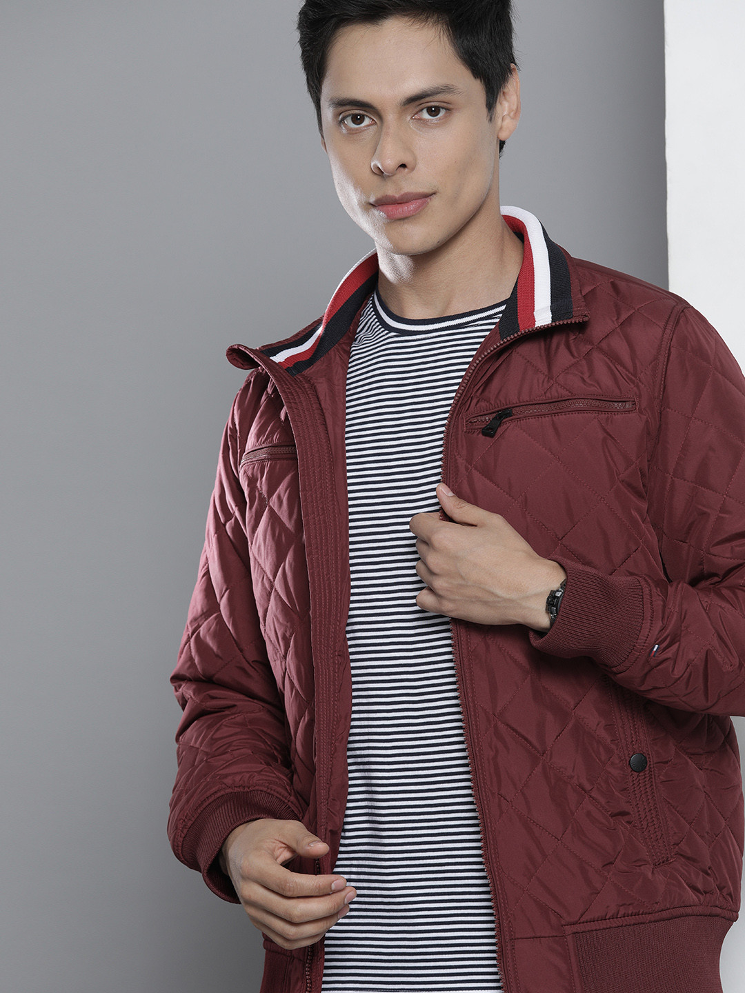 Buy Tommy Hilfiger Men Maroon Quilted Bomber Jacket - Jackets for Men ...
