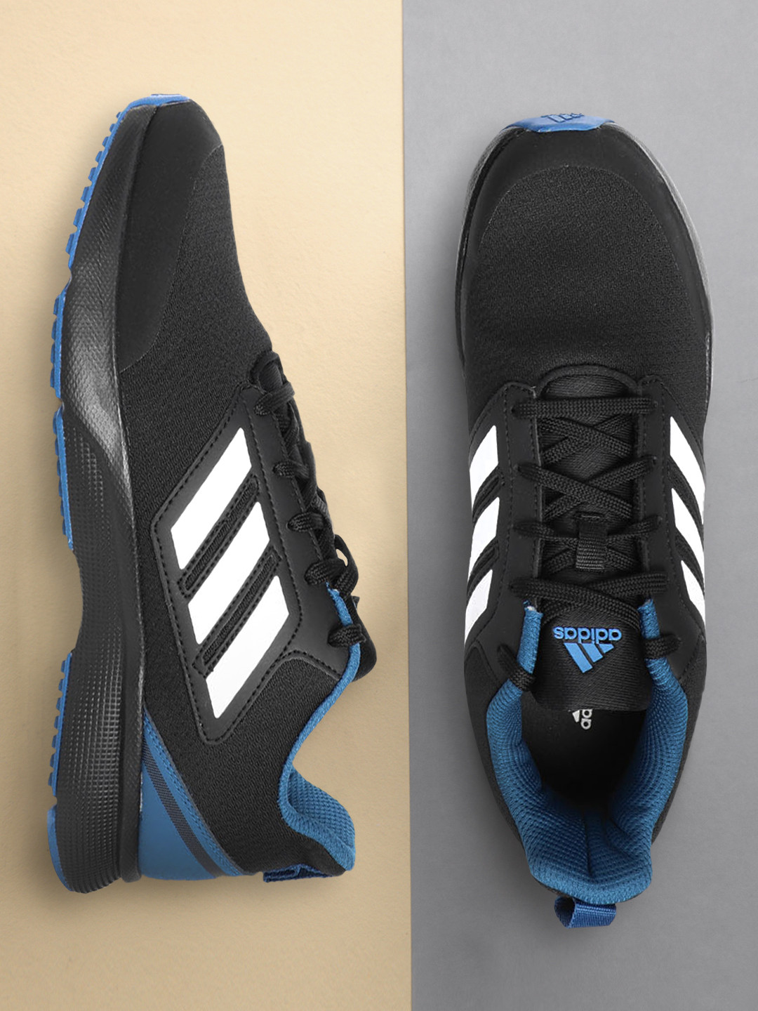 Buy ADIDAS Men Black & White Stunicon Woven Design Running Shoes ...