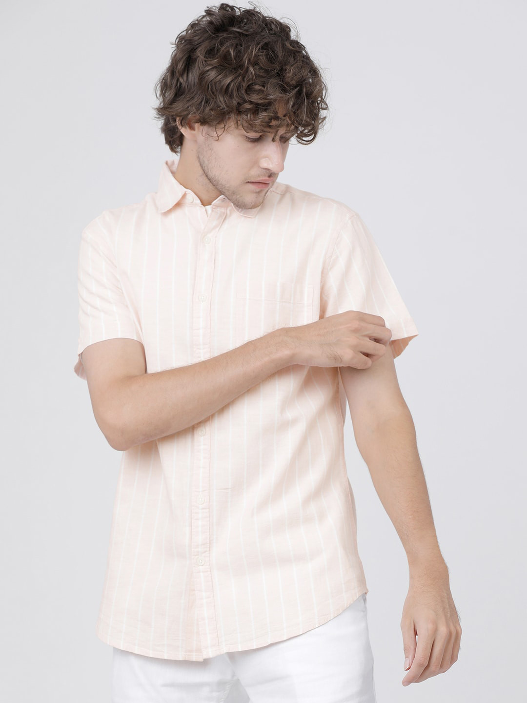 Buy HIGHLANDER Men Angel Pink Slim Fit Vertical Striped Casual Shirt ...