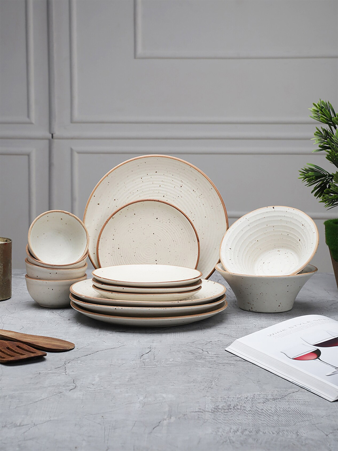Buy MIAH Decor Cream Coloured & 14 Pieces Handcrafted Stoneware Matte ...