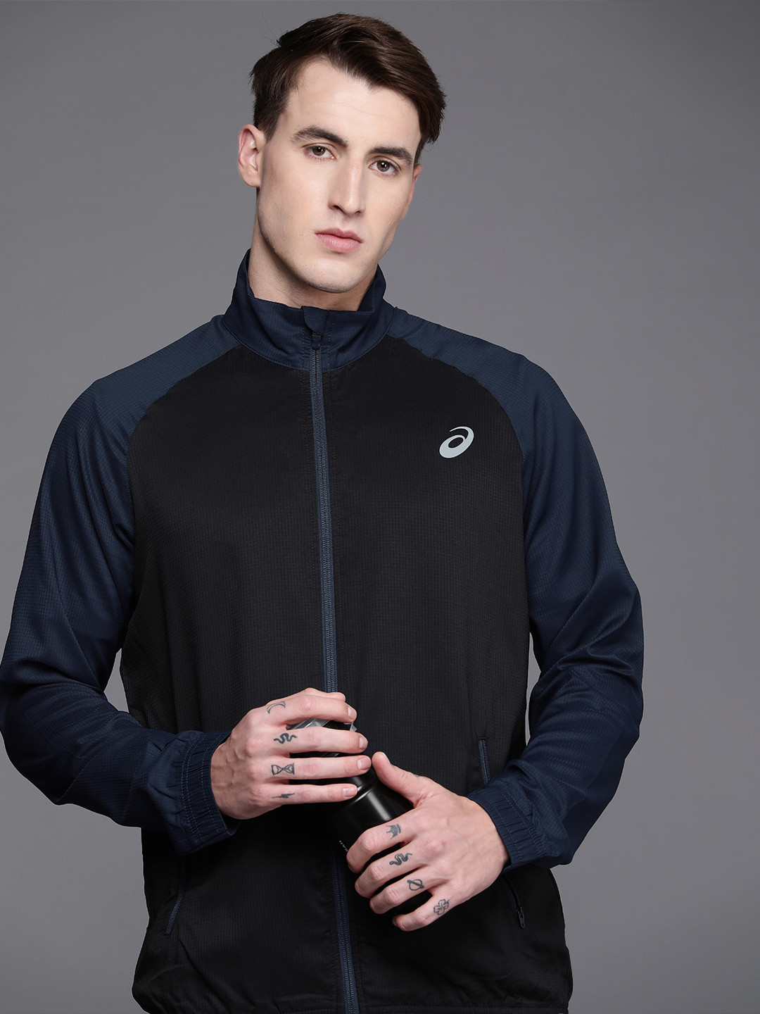 Buy ASICS Men Black Lightweight Raglan Sleeves Sporty Jacket - Jackets ...