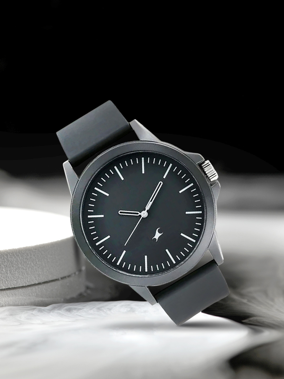 Buy Fastrack Unisex Black Dial & Silicon Straps Analogue Watch ...