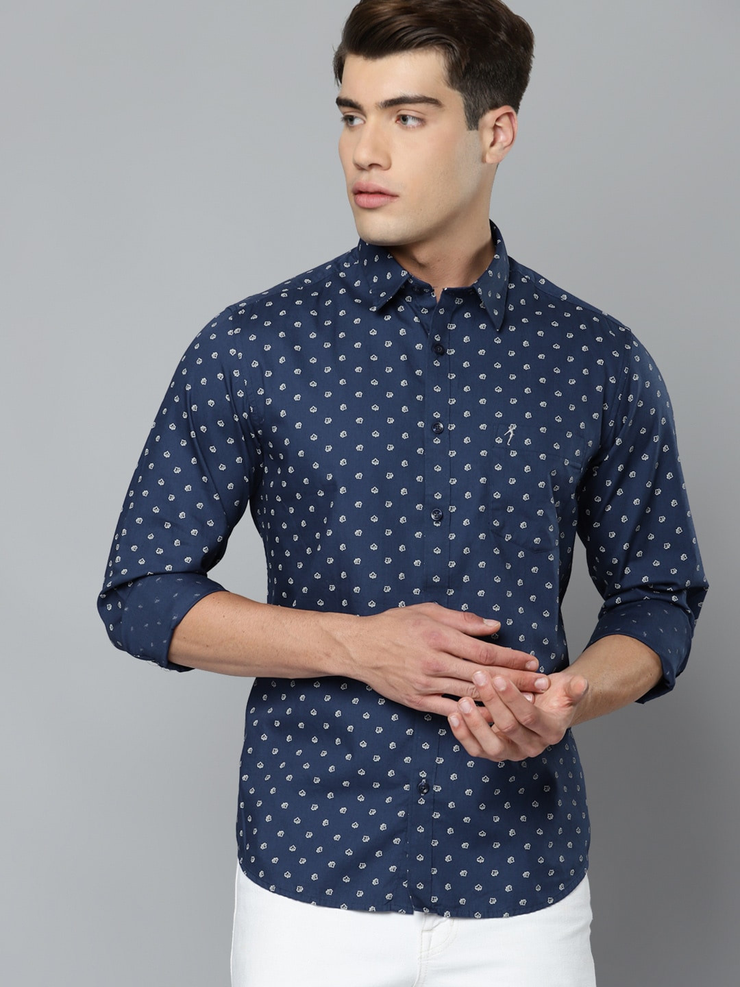 Buy Indian Terrain Men Navy Blue & Grey Pure Cotton Slim Fit Leaf Print ...