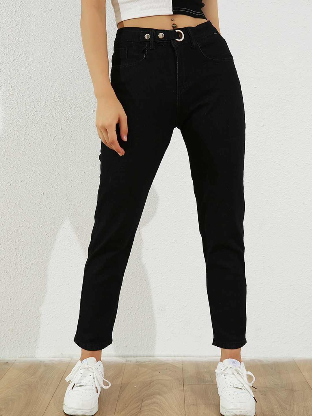 Buy URBANIC Women Black Stretchable Jeans - Jeans for Women 15496820 ...