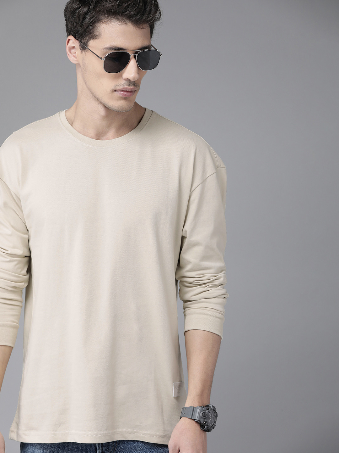 Buy Roadster Men Cream Coloured Solid Pure Cotton Relaxed Fit T Shirt ...