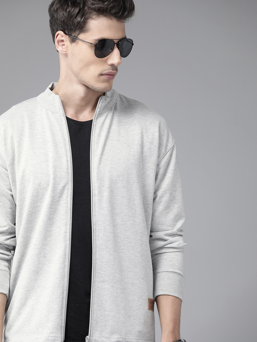 Buy The Roadster Lifestyle Co Men Grey Melange Solid Relaxed Fit ...