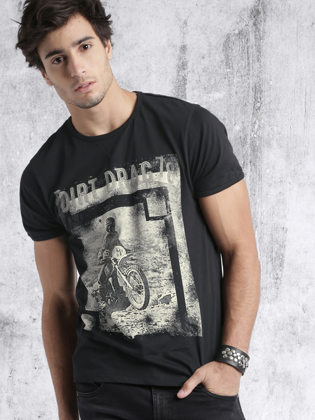 Buy Roadster Men Black Printed Round Neck Pure Cotton T Shirt - Tshirts ... Buy Roadster Men Black Printed Round Neck Pure Cotton T Shirt - Tshirts ...
