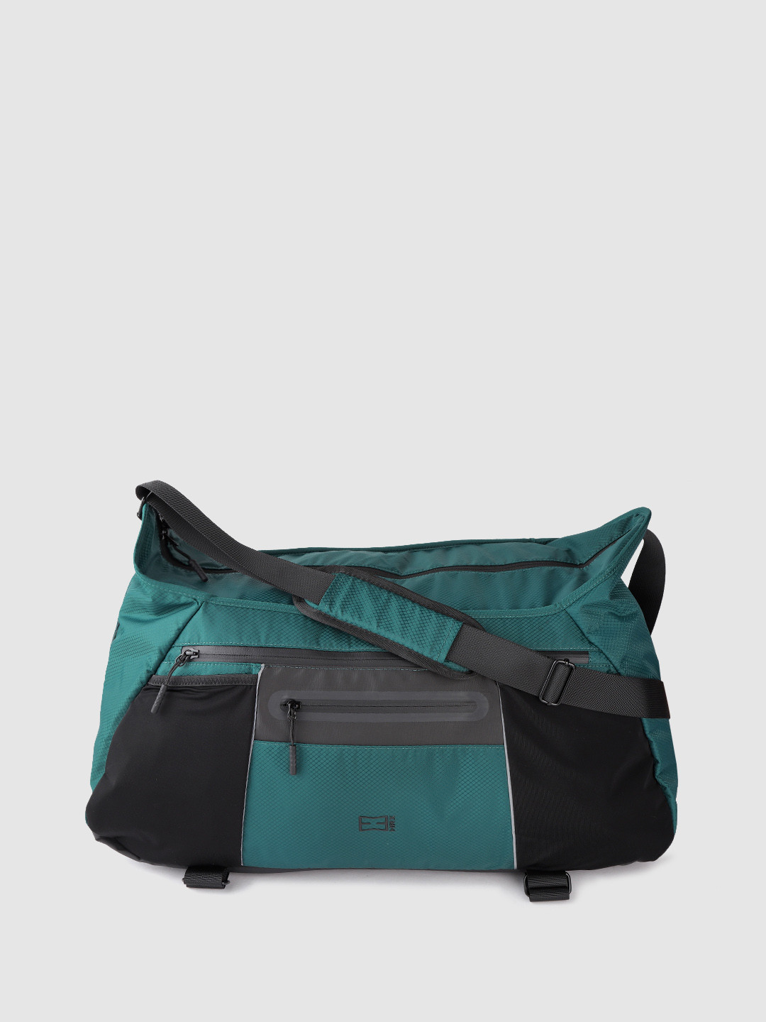 Buy HRX By Hrithik Roshan Unisex Green & Black Colorblocked Duffle Bag ...
