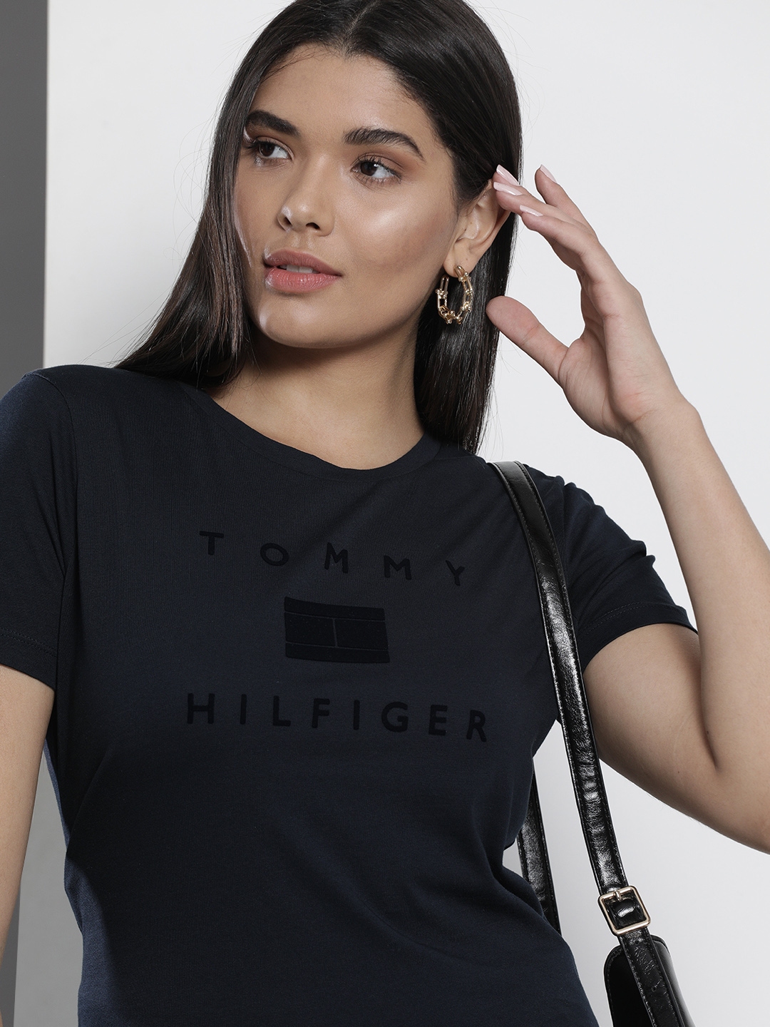 Buy Tommy Hilfiger Women Navy Blue Printed Pure Cotton T Shirt