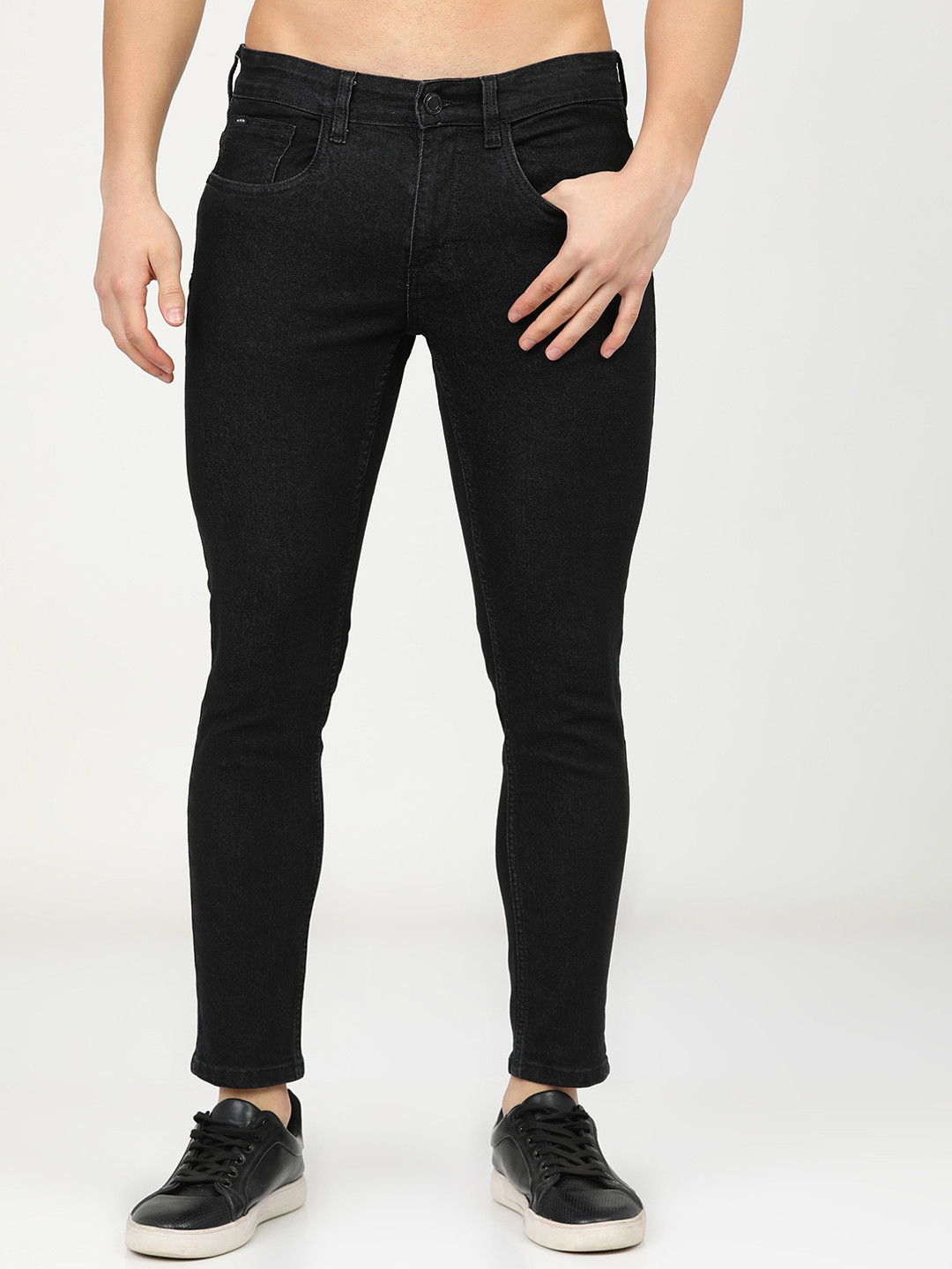 Buy HIGHLANDER Men Black Tapered Fit Stretchable Jeans - Jeans for Men ...