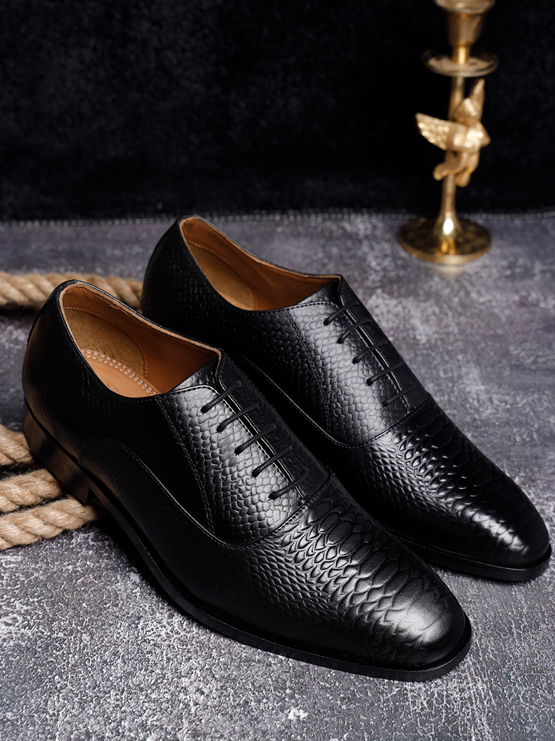 Buy LOUIS STITCH Men Premium Leather Dual Tone Patina Derby Shoes ...
