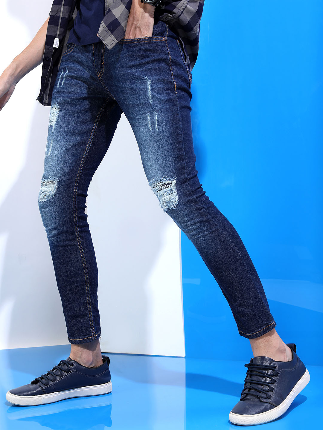 Buy KETCH Men Blue Tapered Fit Mildly Distressed Light Fade Stretchable ...