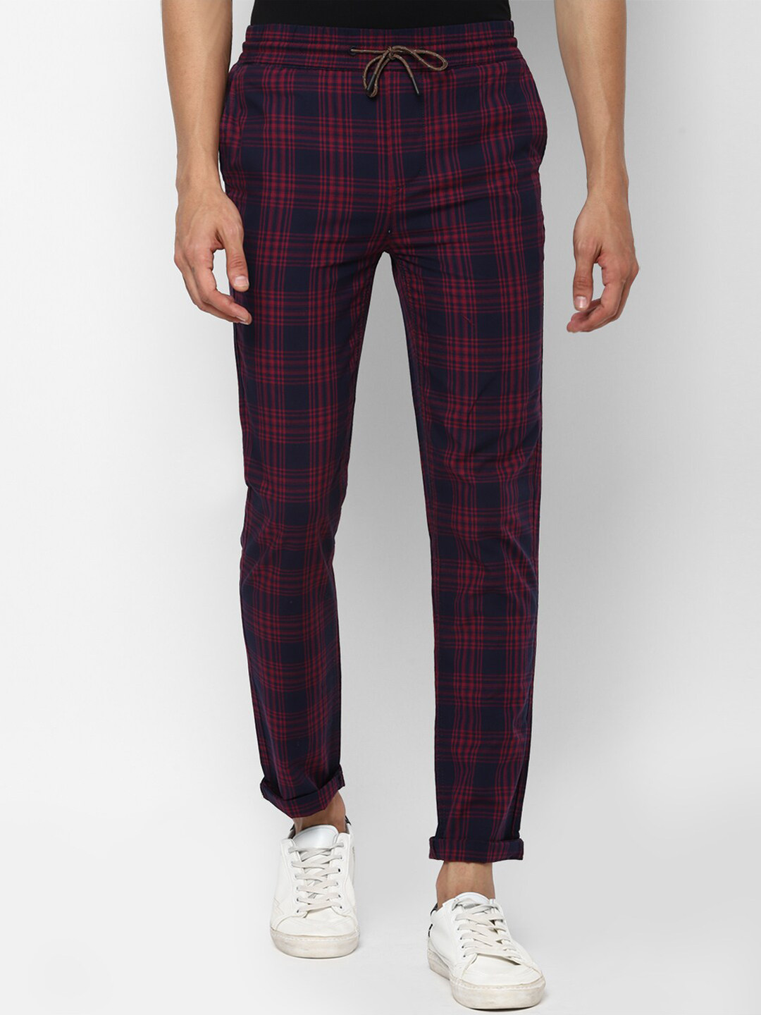Buy FOREVER 21 Men Red Checked Trousers - Trousers for Men 15786440 ...