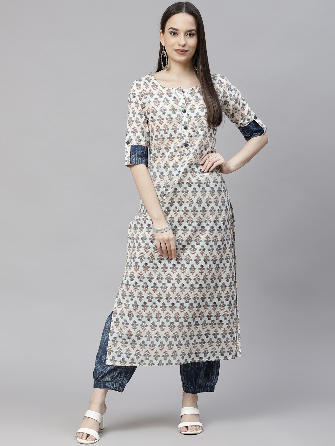 Buy Aasiya Women Blue Floral Printed Regular Pure Cotton Kurta With ...