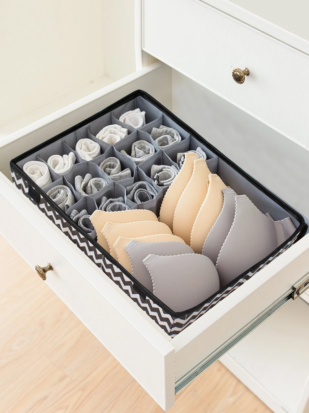 Buy Prettykrafts Women Black & White Printed Drawer Divider Wardrobe ...