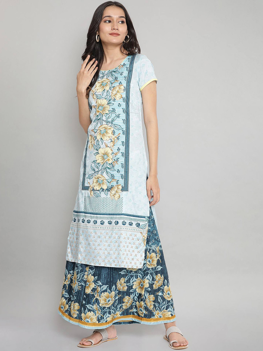 Buy AURELIA Women Blue Floral Printed Pure Cotton Kurta - Kurtas for ...
