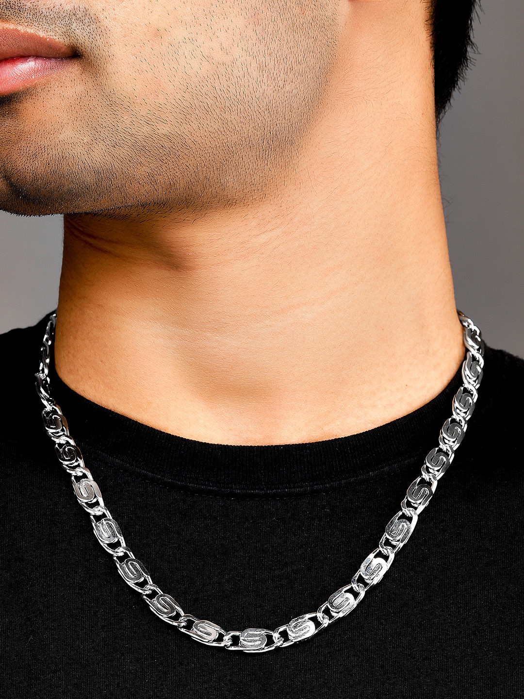 Buy The Roadster Lifestyle Co Men Silver Plated Minimal Chain ...