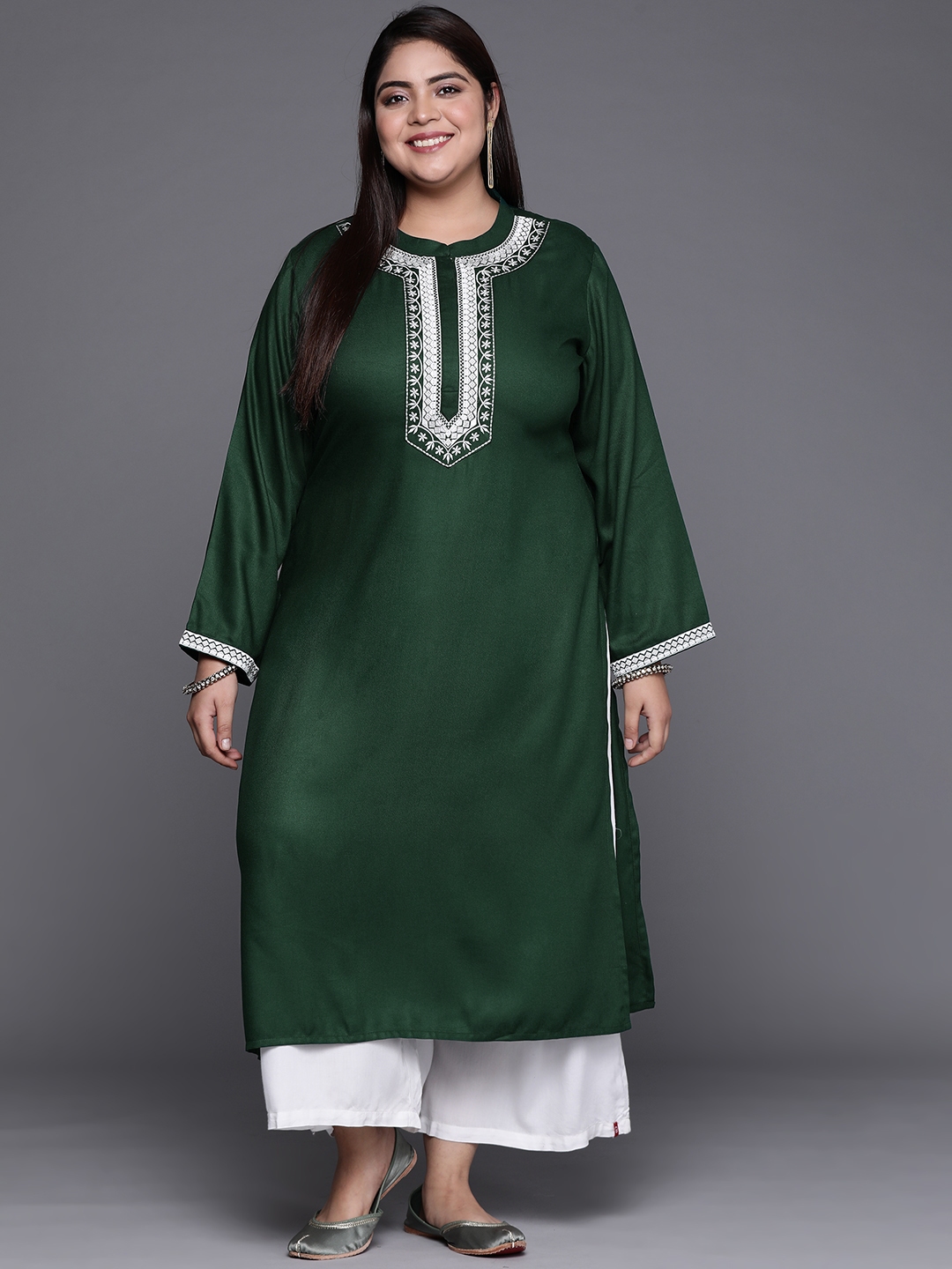 Buy Extra Love By Libas Women Green Plus Size Straight Kurta Kurtas