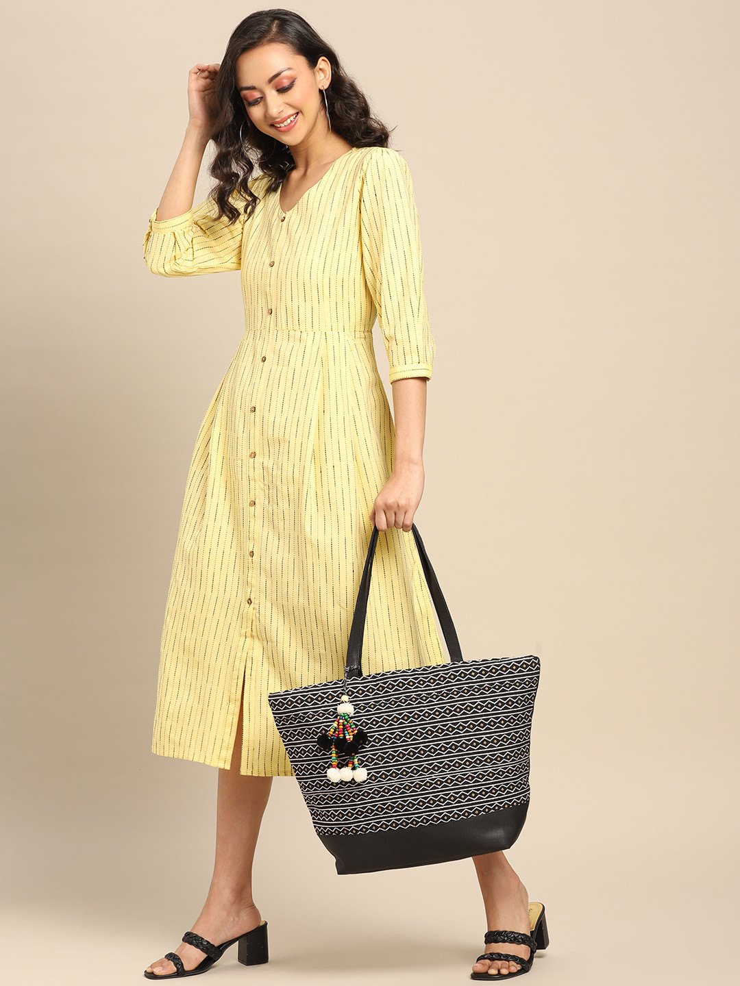 Buy Anouk Black & White Jacquard Woven Design Shoulder Bag - Handbags ...