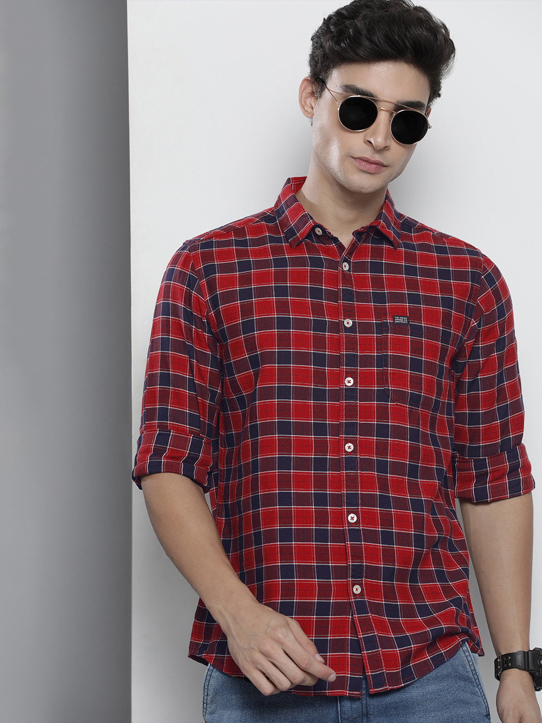 Buy The Indian Garage Co Men Red & Navy Blue Cotton Checked Casual ...