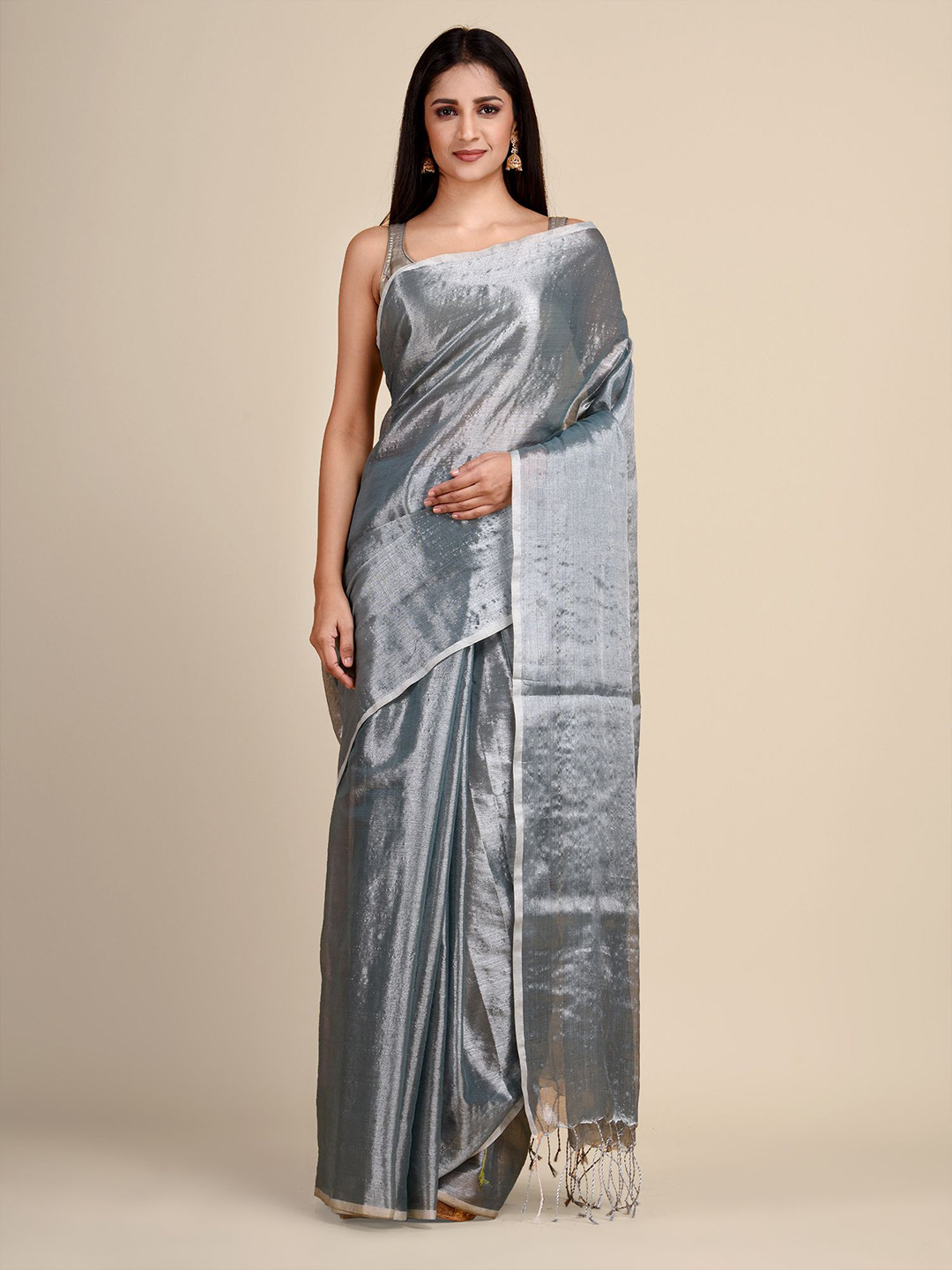 Buy Arhi Silver Toned Saree - Sarees for Women 16198998 | Myntra