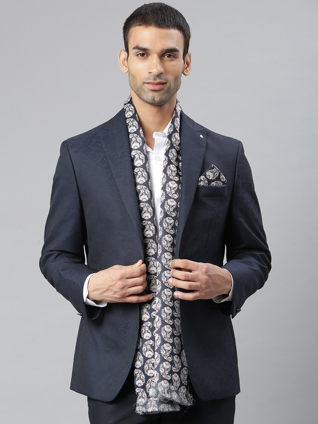 Buy Tossido Men Blue & White Paisley Printed Stole With Pocket Square ...