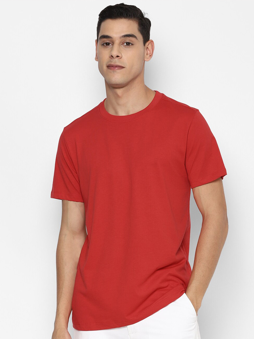Buy FOREVER 21 Men Red Pockets T Shirt - Tshirts for Men 16265272 | Myntra