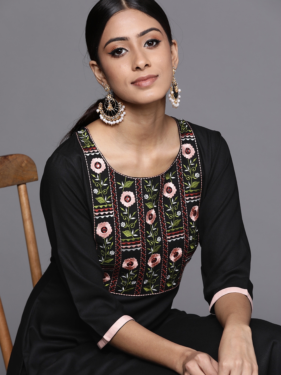 Buy Libas Women Black And Pink Floral Motifs Yoke Design Mirror Work