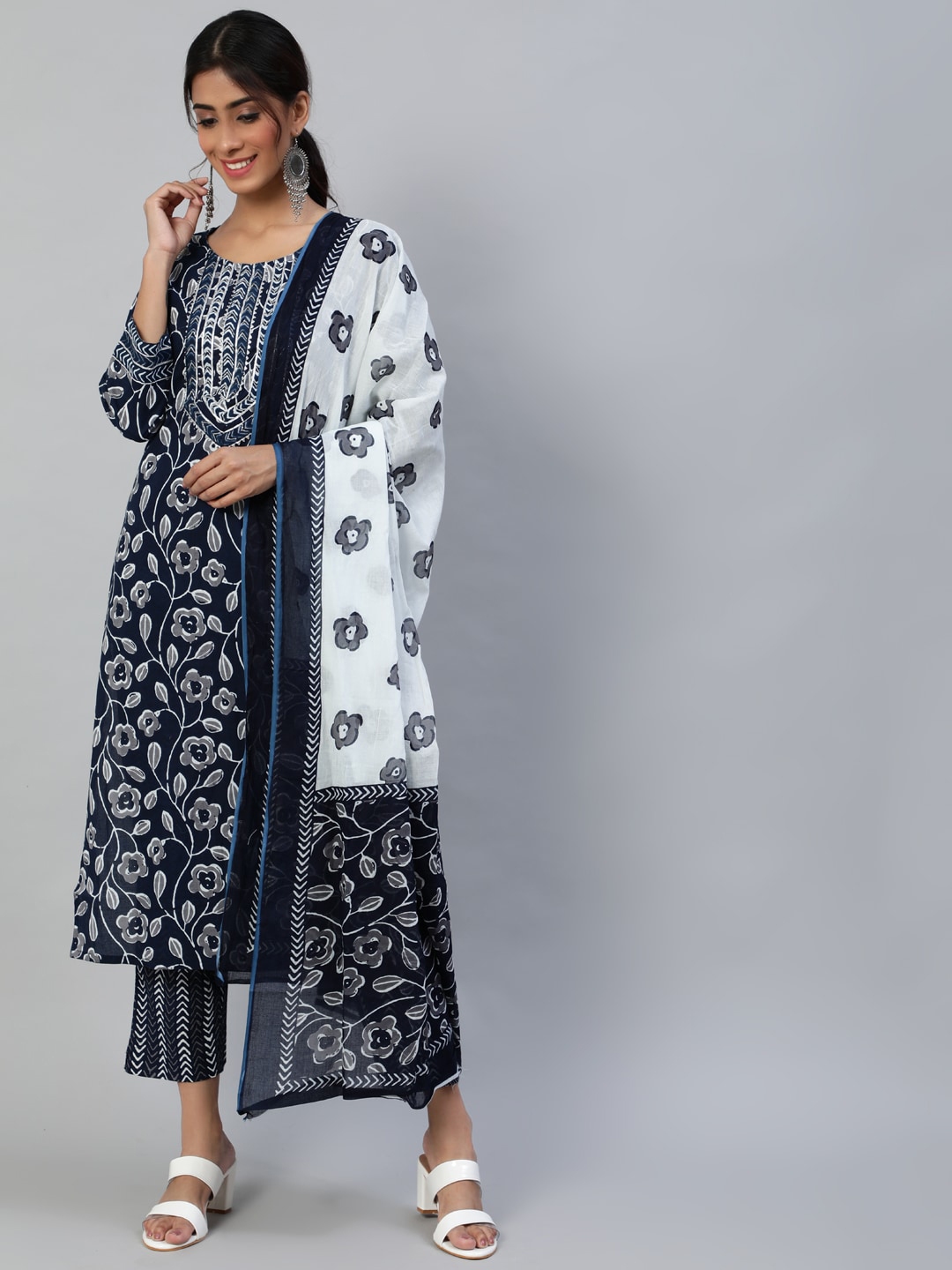 Buy Anubhutee Women Navy Blue Ethnic Motifs Printed Pure Cotton Kurta