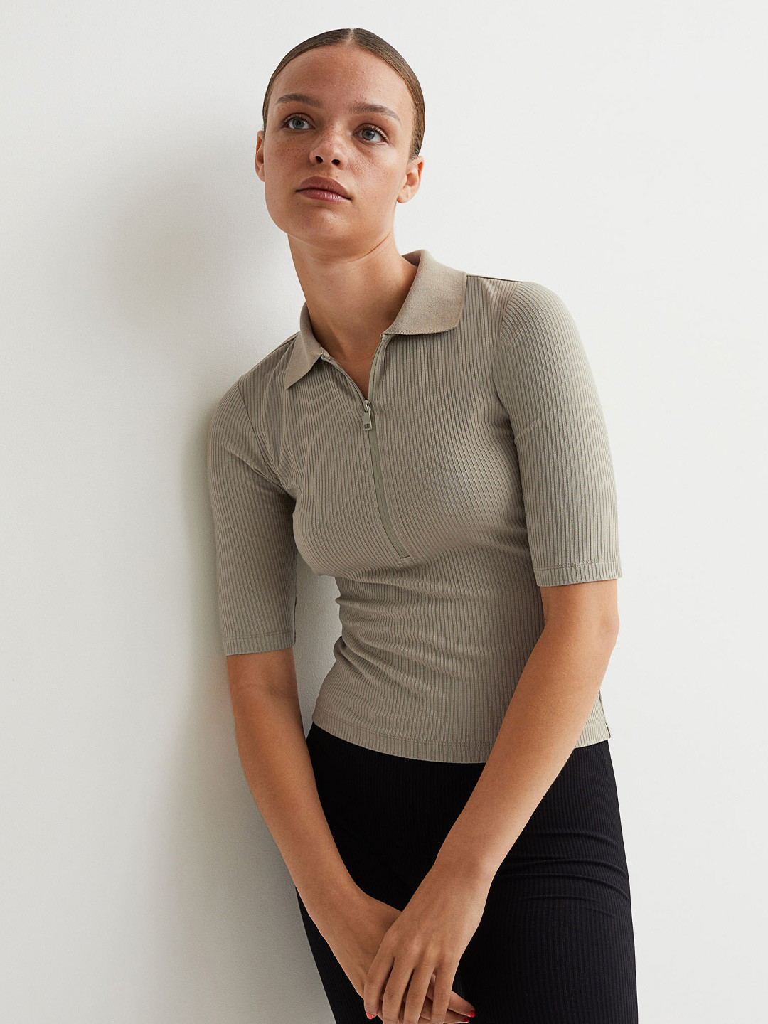 Buy H&M Women Beige Collared Ribbed Top - Tops for Women 16395984 | Myntra