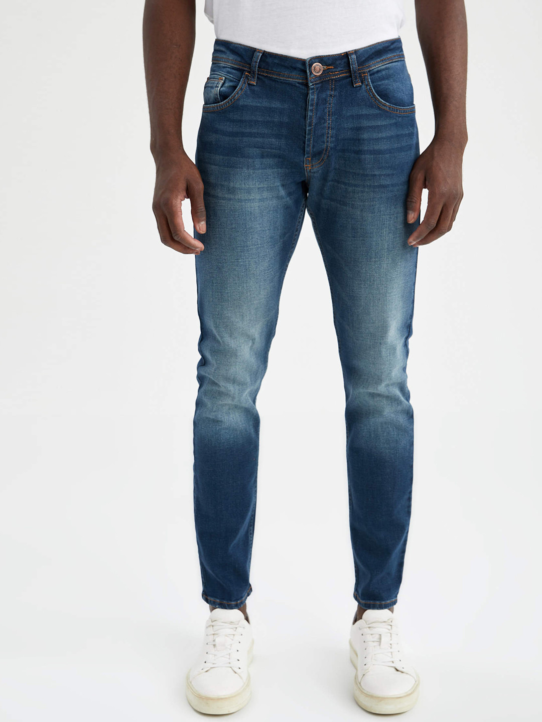 Buy DeFacto Men Blue Slim Fit Light Fade Stretchable Jeans - Jeans for ...