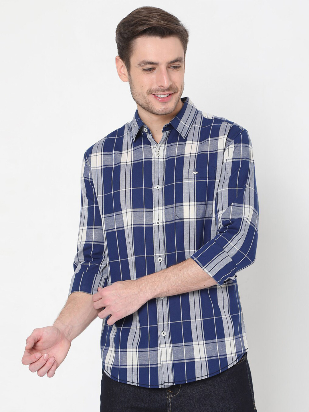 Buy Mufti Men Blue & White Slim Fit Tartan Checks Checked Casual Shirt ...