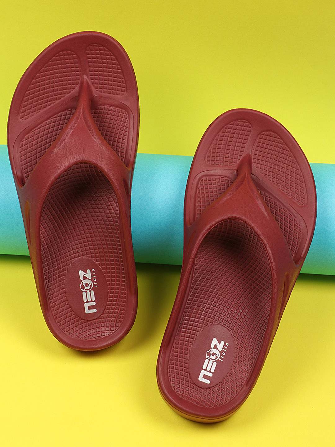 Buy NEOZ Women Maroon Solid Thong Flip Flops - Flip Flops for Women ...