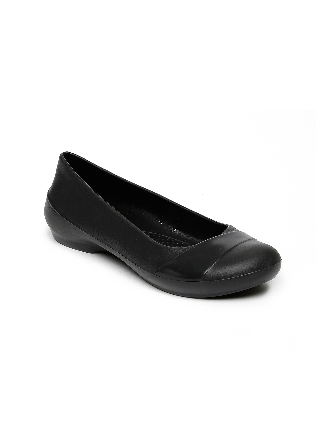 Buy Crocs Women Black Solid Gianna Flats - Flats for Women 1660356 | Myntra