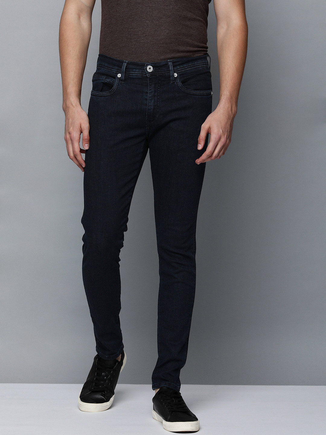 Buy Levis Men Blue Skinny Fit Mid Rise Clean Look Stretchable Jeans ...