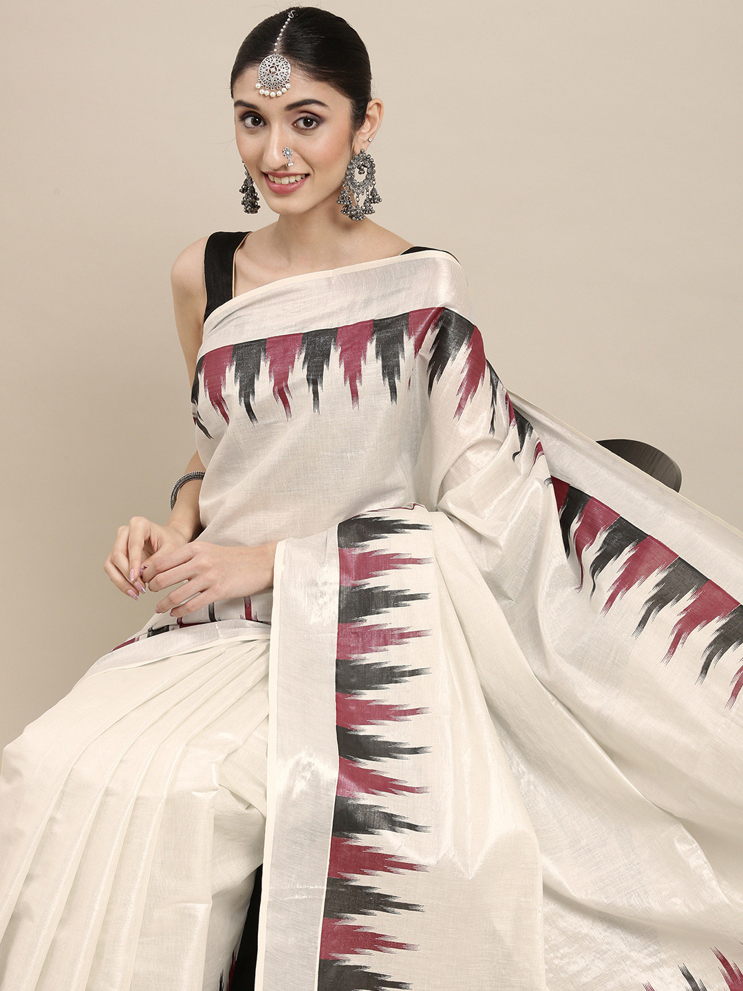 Buy Thara Sarees Women Off White & Maroon Ethnic Motifs Zari Pure Cotton Kasavu Saree - Sarees ...