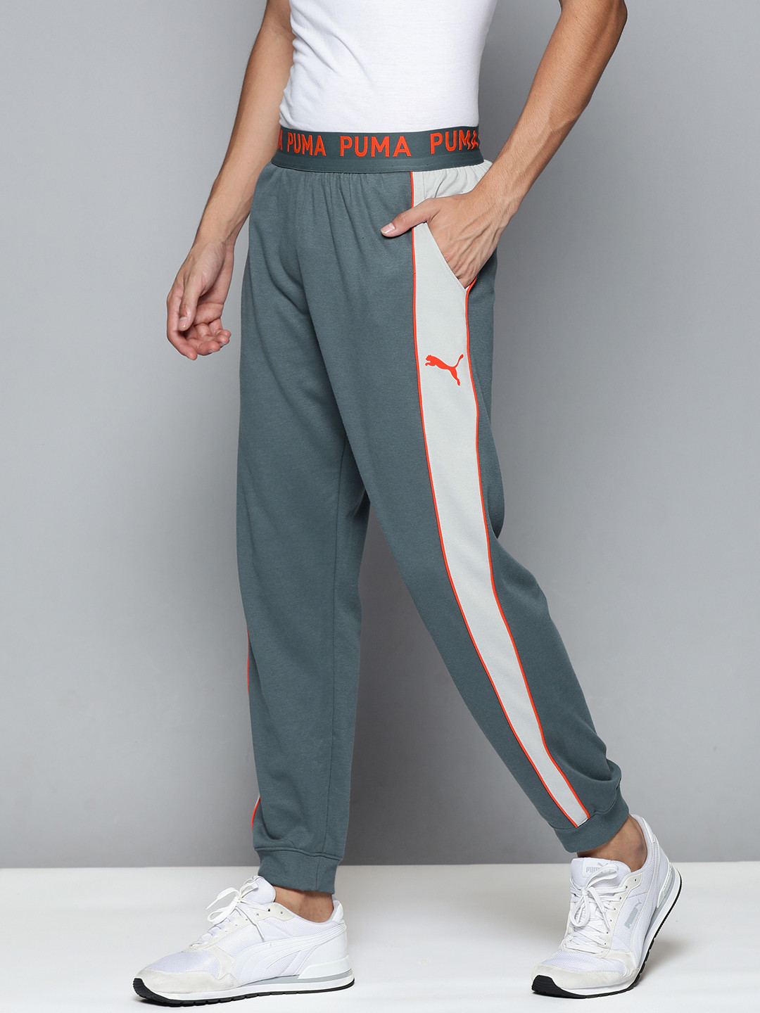 Buy Puma Men Grey & White Colourblocked Knitted DryCELL Training ...