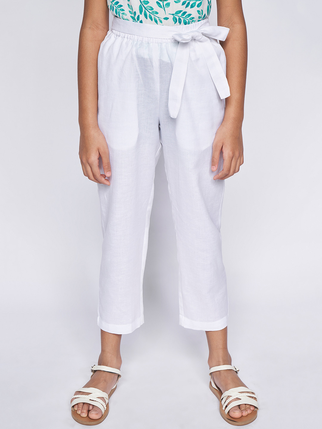 Buy Global Desi Girls White Regular Fit Mid Rise Easy Wash Pleated ...