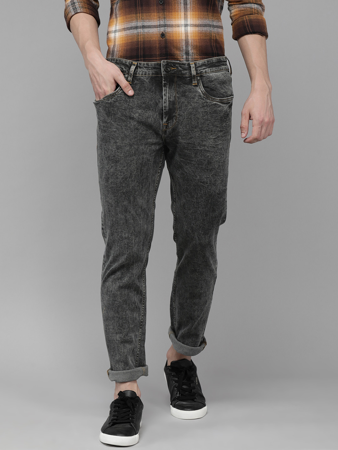 Buy Voi Jeans Men Charcoal Grey Urban Slim Tapered Fit Stretchable ...