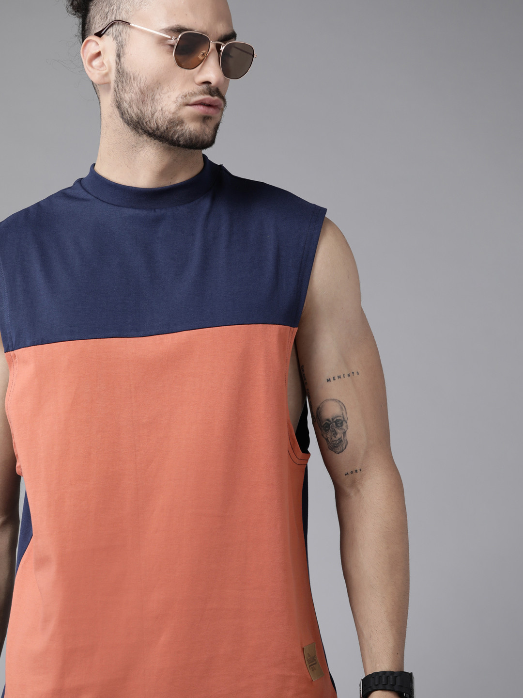 Buy Roadster Men Navy Blue & Rust Orange Colourblocked Pure Cotton T ...