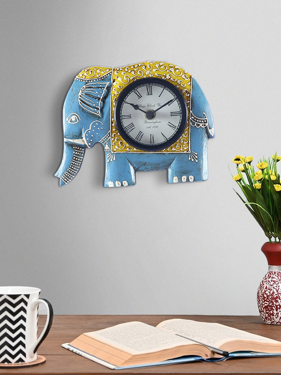 Buy Aapno Rajasthan Blue & Yellow Animal Shaped Contemporary Analogue ...