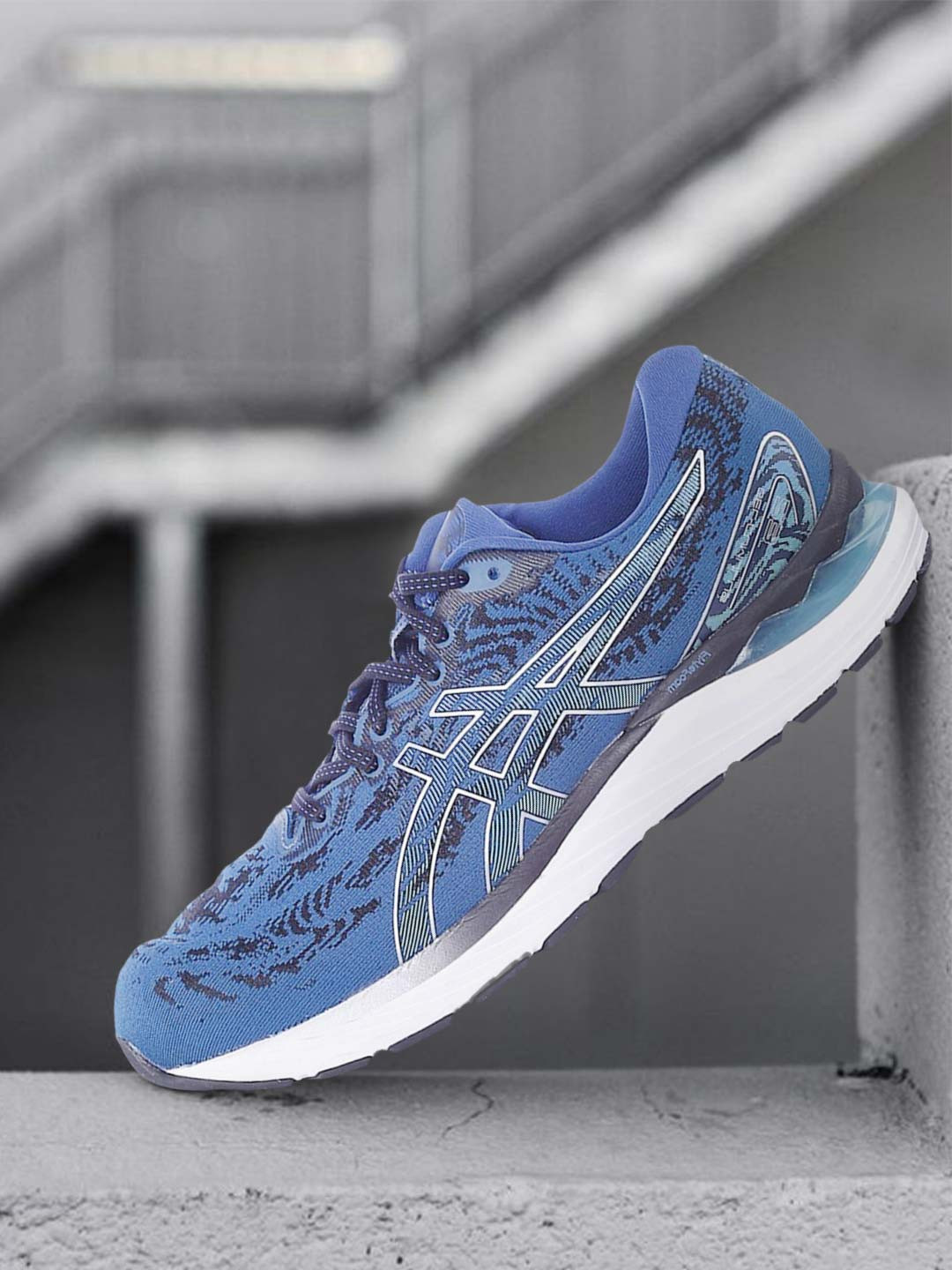 Buy ASICS Men Blue GEL Cumulus 23 Non Marking Running Shoes - Sports ...