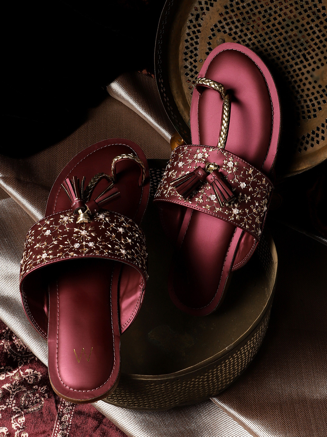 Buy W Women Purple Embellished Ethnic One Toe Flats With Tassels ...