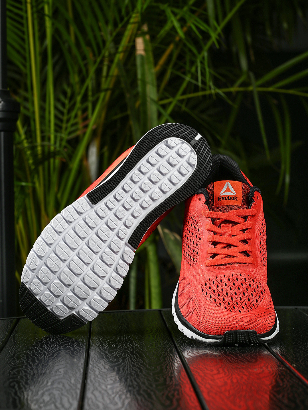 Buy Reebok Men Red Running Shoes - Sports Shoes for Men 1733482 | Myntra