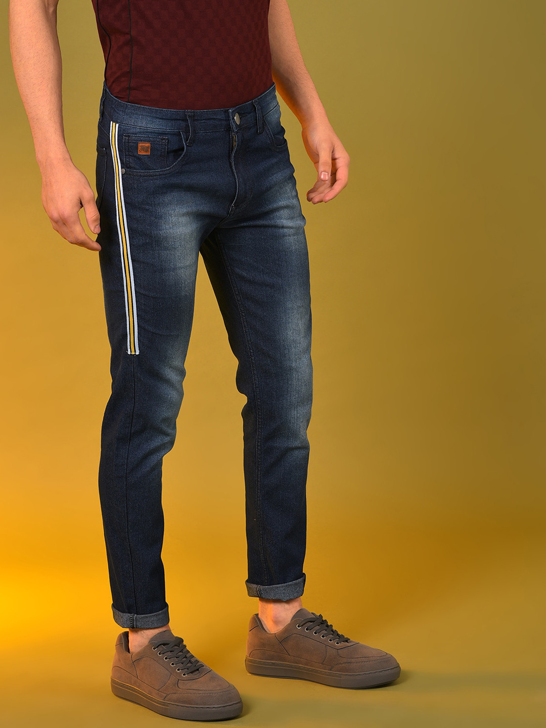 Buy Campus Sutra Men Navy Blue Smart Slim Fit Light Fade Side Striped ...