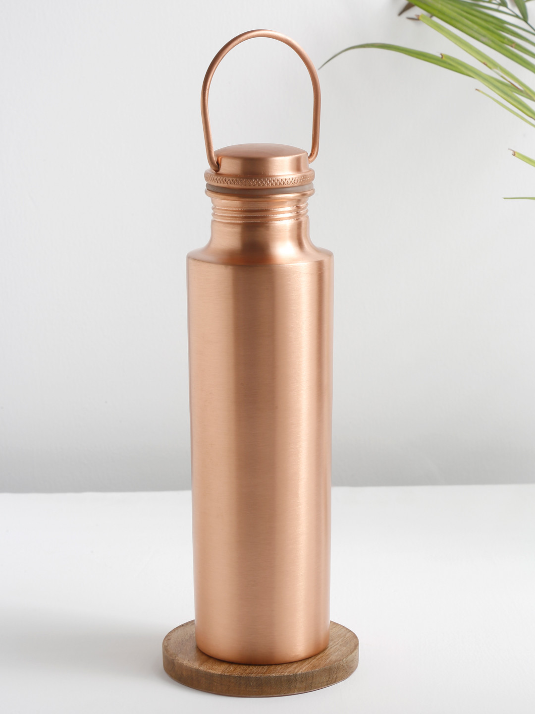Buy EK BY EKTA KAPOOR Copper Toned Matte Finish Copper Water Bottle 950 ...