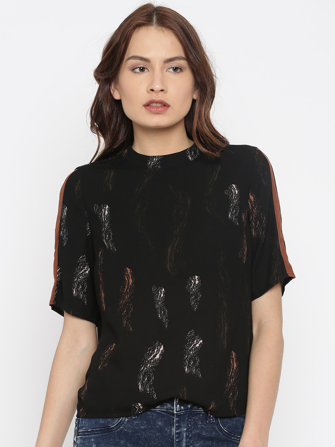 Buy Vero Moda Black Printed Top - Tops for Women 1745563 | Myntra