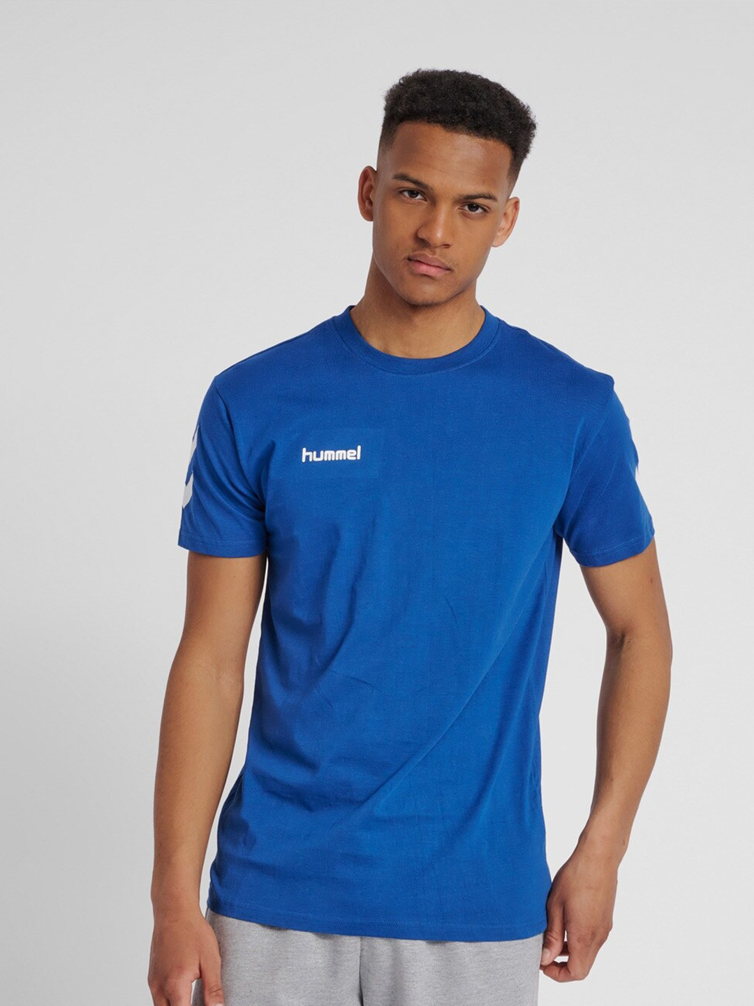 Buy Hummel Men Blue Pure Cotton T Shirt - Tshirts for Men 17469472 | Myntra